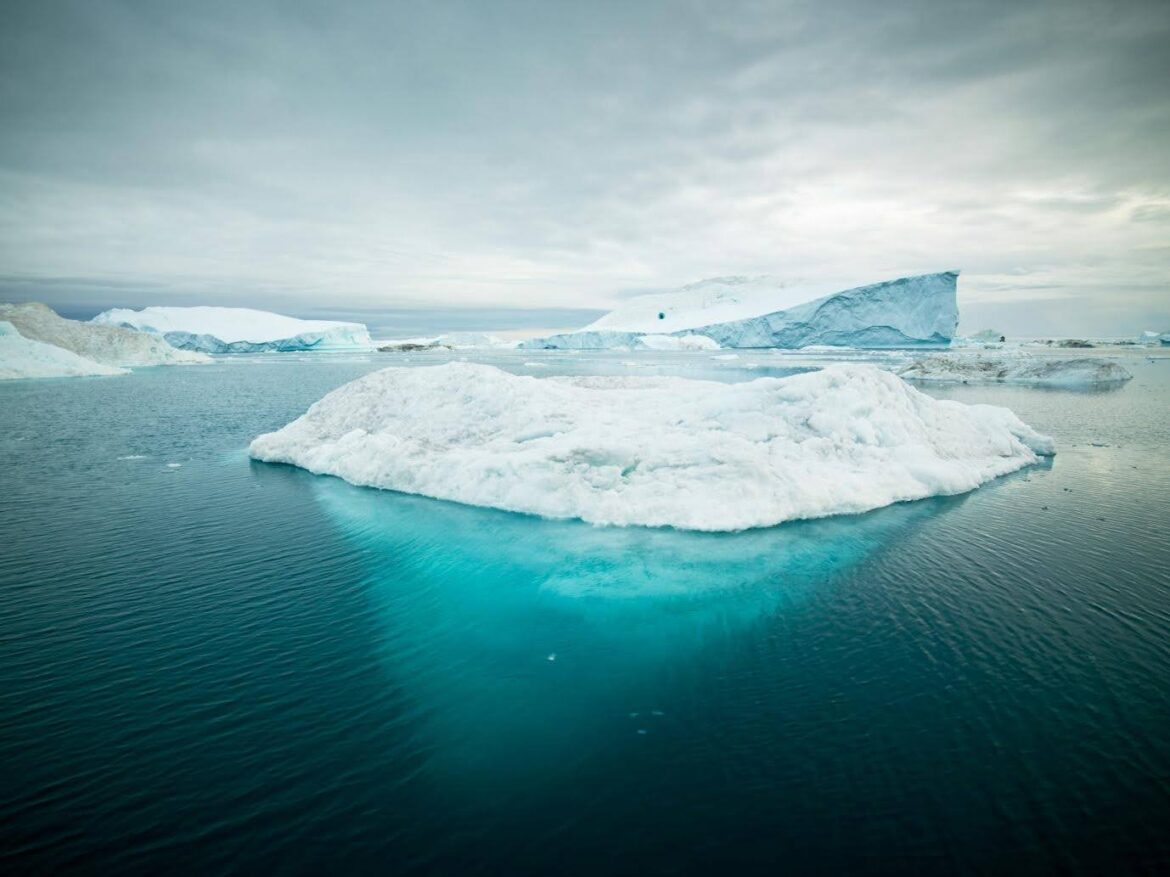 What is Iceberg Theory? Hemingway’s Secret to Powerful Writing - Celtx Blog