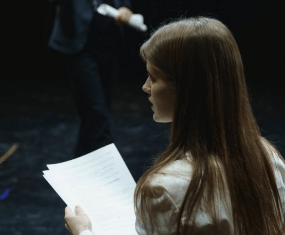 How to Write a Play: A Beginner's Guide to Playwriting - Celtx Blog