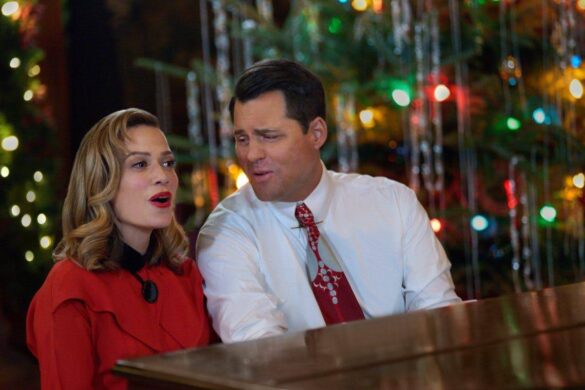 Crafting Magic: How to Write a Christmas/Holiday Movie Script - Celtx Blog